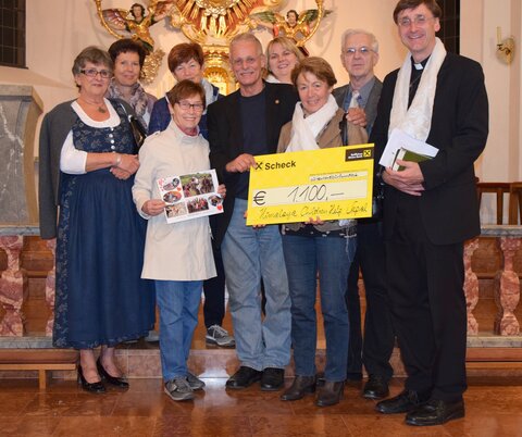 Frauentreff Bad Häring spendet für Erdbeben-Opfer in Nepal / Bildung ...